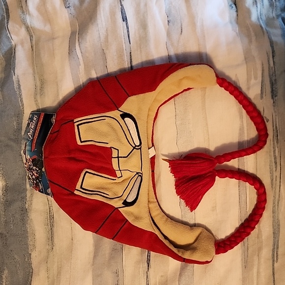 Marvel | Accessories | Nwt Iron Man Avengers Hat By Marvel | Poshmark